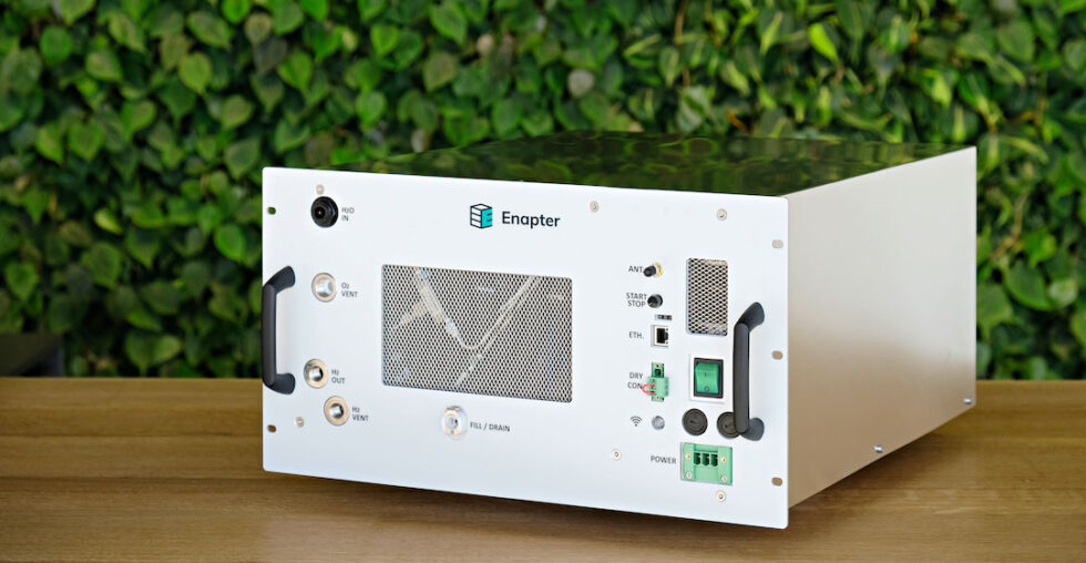 Power-to-X - Enapter entwickelt AEM-Elektrolyseur für die Massenproduktion